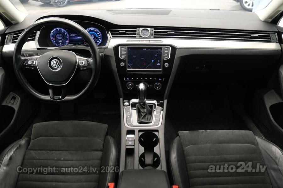 Zils Volkswagen Passat 2015 Tallina, ar dzinēja tilpumu 1.80 L un nobraukumu 218 tūkst. km par 10900 €, foto 8 vietnē AUTOMOTO.COM.LV