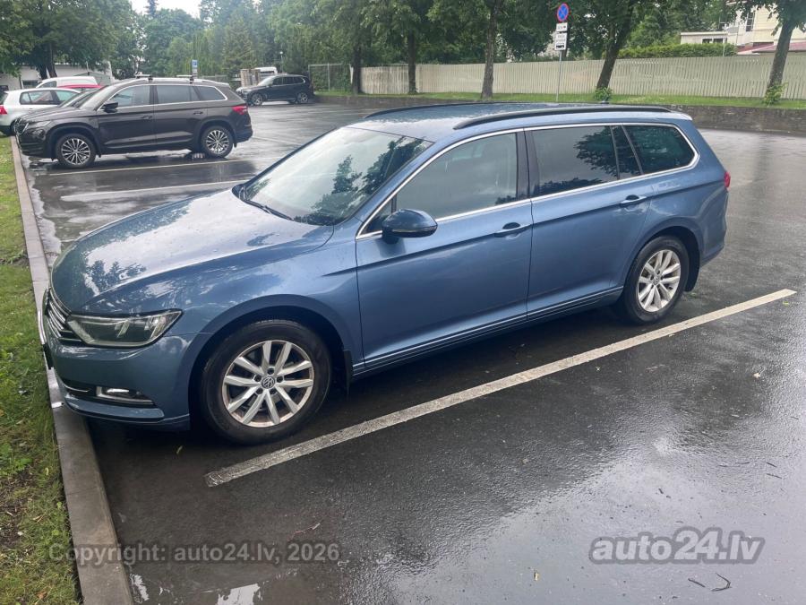 Zils Volkswagen Passat 2015 Tallina, ar dzinēja tilpumu 1.40 L un nobraukumu 136 tūkst. km par 9600 €, foto 3 vietnē AUTOMOTO.COM.LV