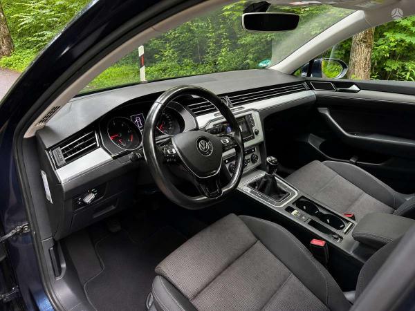 Zils Volkswagen Passat 2015 Kauņa, ar dzinēja tilpumu 1.60 L un nobraukumu 278 tūkst. km par 7800 €, foto 8 vietnē AUTOMOTO.COM.LV