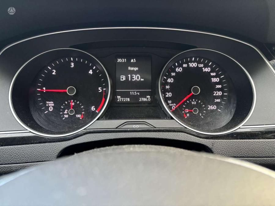 Zils Volkswagen Passat 2015 Kauņa, ar dzinēja tilpumu 1.60 L un nobraukumu 278 tūkst. km par 7800 €, foto 14 vietnē AUTOMOTO.COM.LV