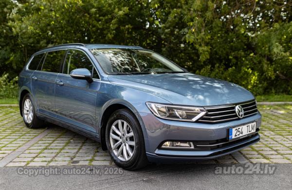 Blue Volkswagen Passat 2015 in Tallinn, with an engine capacity of 1.40 L and mileage of 136 thousand km for 10500 €, photo 3 on AUTOMOTO.COM.LV