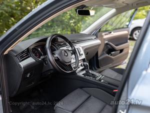 Zils Volkswagen Passat 2015 Tallina, ar dzinēja tilpumu 1.40 L un nobraukumu 136 tūkst. km par 10500 €, foto 10 vietnē AUTOMOTO.COM.LV