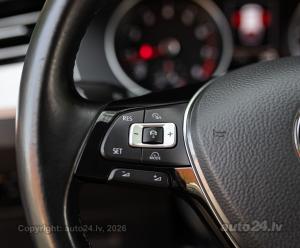 Zils Volkswagen Passat 2015 Tallina, ar dzinēja tilpumu 1.40 L un nobraukumu 136 tūkst. km par 10500 €, foto 13 vietnē AUTOMOTO.COM.LV