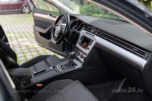 Zils Volkswagen Passat 2015 Tallina, ar dzinēja tilpumu 1.40 L un nobraukumu 136 tūkst. km par 10500 €, foto 15 vietnē AUTOMOTO.COM.LV