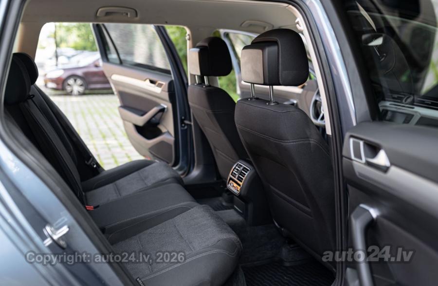 Zils Volkswagen Passat 2015 Tallina, ar dzinēja tilpumu 1.40 L un nobraukumu 136 tūkst. km par 10500 €, foto 16 vietnē AUTOMOTO.COM.LV
