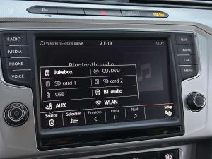 Zils Volkswagen Passat 2015 Jonava, ar dzinēja tilpumu 1.97 L un nobraukumu 298 tūkst. km par 7650 €, foto 25 vietnē AUTOMOTO.COM.LV