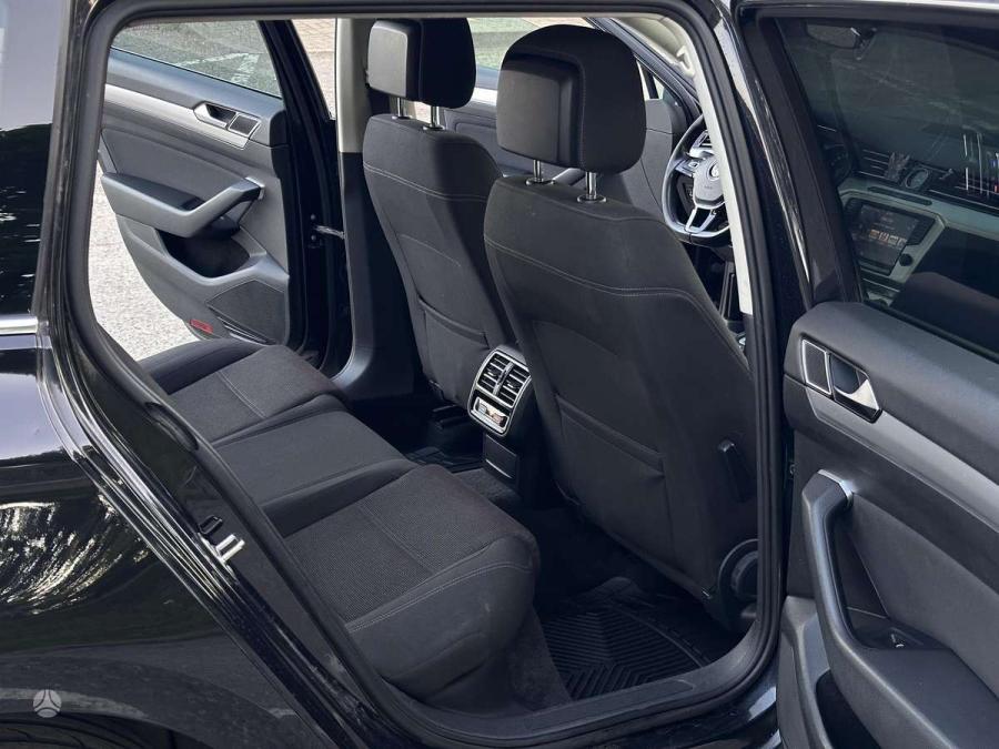 Zils Volkswagen Passat 2015 Jonava, ar dzinēja tilpumu 1.97 L un nobraukumu 298 tūkst. km par 7650 €, foto 28 vietnē AUTOMOTO.COM.LV