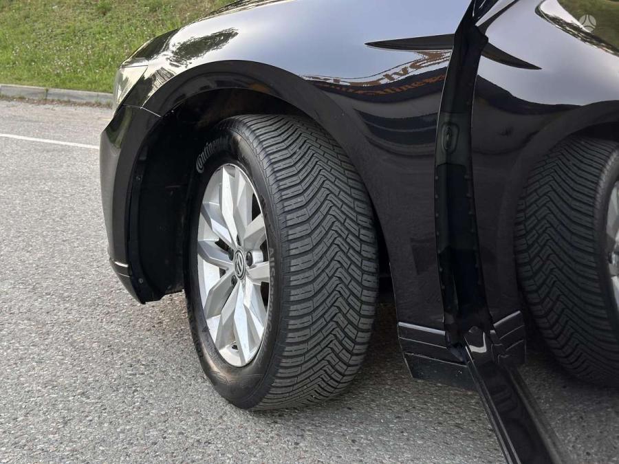 Zils Volkswagen Passat 2015 Jonava, ar dzinēja tilpumu 1.97 L un nobraukumu 298 tūkst. km par 7650 €, foto 32 vietnē AUTOMOTO.COM.LV