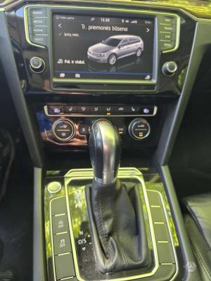 Zils Volkswagen Passat 2015 Alīta, ar dzinēja tilpumu 2.00 L un nobraukumu 224 tūkst. km par 9999 €, foto 10 vietnē AUTOMOTO.COM.LV