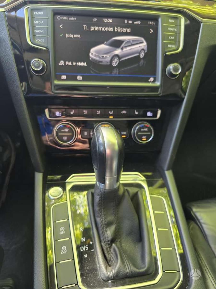 Zils Volkswagen Passat 2015 Alīta, ar dzinēja tilpumu 2.00 L un nobraukumu 224 tūkst. km par 9999 €, foto 10 vietnē AUTOMOTO.COM.LV