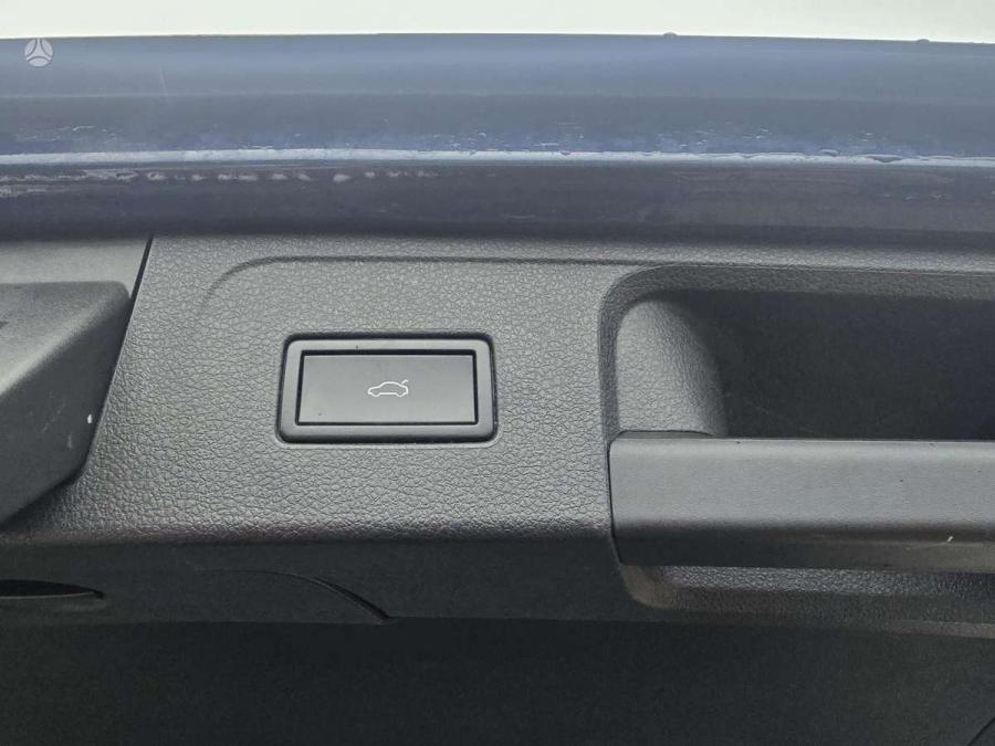 Zils Volkswagen Passat 2015 Alīta, ar dzinēja tilpumu 2.00 L un nobraukumu 224 tūkst. km par 9999 €, foto 17 vietnē AUTOMOTO.COM.LV
