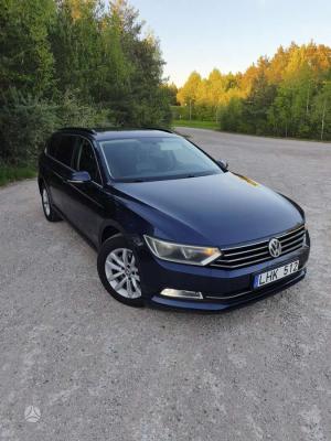 Blue Volkswagen Passat 2015 in Vilnius, with an engine capacity of 1.60 L and mileage of 320 thousand km for 7300 €, photo 5 on AUTOMOTO.COM.LV