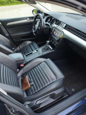 Blue Volkswagen Passat 2015 in Vilnius, with an engine capacity of 1.60 L and mileage of 320 thousand km for 7300 €, photo 14 on AUTOMOTO.COM.LV