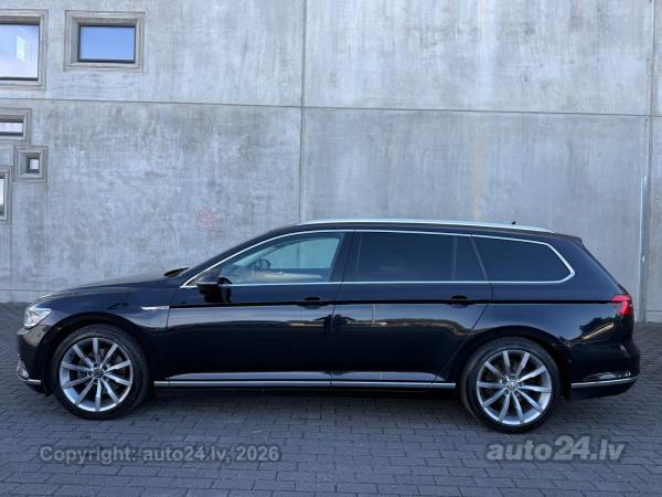 Blue Volkswagen Passat 2015 in Tallinn, with an engine capacity of 2.00 L and mileage of 260 thousand km for 12800 €, photo 4 on AUTOMOTO.COM.LV