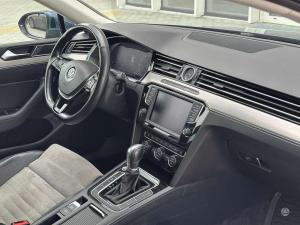 Zils Volkswagen Passat 2015 Viļņa, ar dzinēja tilpumu 1.97 L un nobraukumu 270 tūkst. km par 9400 €, foto 13 vietnē AUTOMOTO.COM.LV