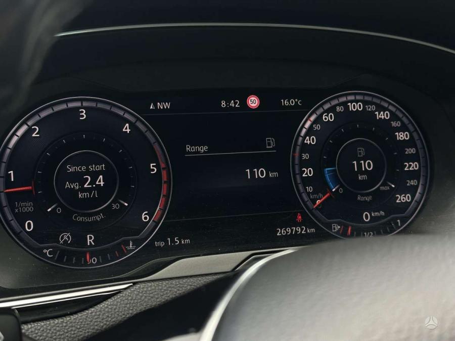Zils Volkswagen Passat 2015 Viļņa, ar dzinēja tilpumu 1.97 L un nobraukumu 270 tūkst. km par 9400 €, foto 16 vietnē AUTOMOTO.COM.LV