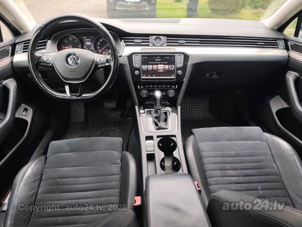 Blue Volkswagen Passat 2015 in Tallinn, with an engine capacity of 2.00 L and mileage of 273 thousand km for 12000 €, photo 6 on AUTOMOTO.COM.LV