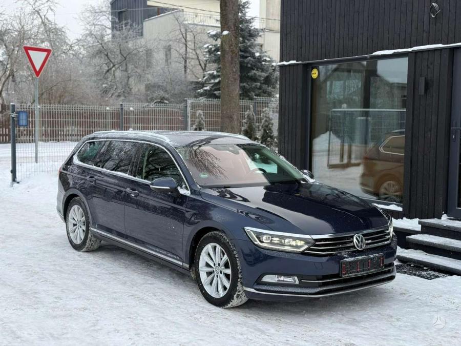 Zils Volkswagen Passat 2016 Rīga, ar dzinēja tilpumu 1.97 L un nobraukumu 271 tūkst. km par 10200 €, foto 2 vietnē AUTOMOTO.COM.LV