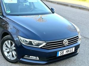 Blue Volkswagen Passat 2016 in Raseiniai, with an engine capacity of 2.00 L and mileage of 266 thousand km for 7450 €, photo 3 on AUTOMOTO.COM.LV