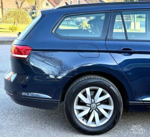Blue Volkswagen Passat 2016 in Raseiniai, with an engine capacity of 2.00 L and mileage of 266 thousand km for 7450 €, photo 7 on AUTOMOTO.COM.LV