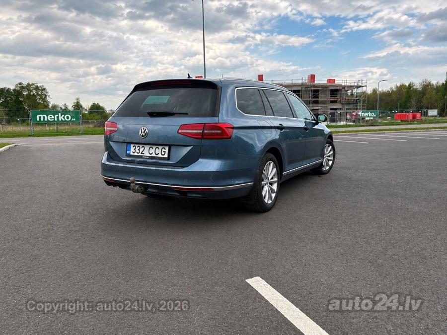 Zils Volkswagen Passat 2016 Tallina, ar dzinēja tilpumu 1.80 L un nobraukumu 246 tūkst. km par 10990 €, foto 4 vietnē AUTOMOTO.COM.LV