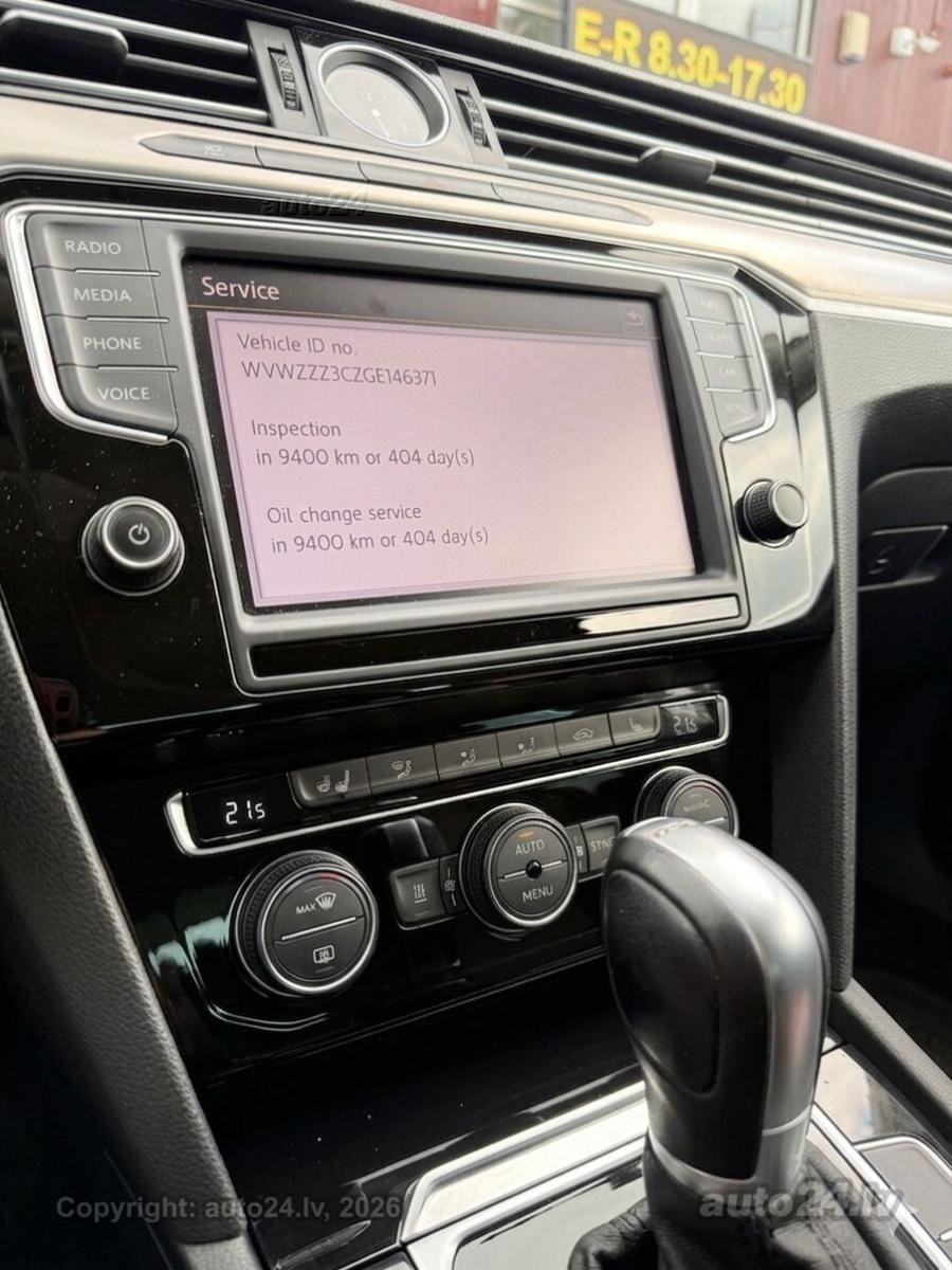 Zils Volkswagen Passat 2016 Tallina, ar dzinēja tilpumu 1.80 L un nobraukumu 246 tūkst. km par 10990 €, foto 13 vietnē AUTOMOTO.COM.LV