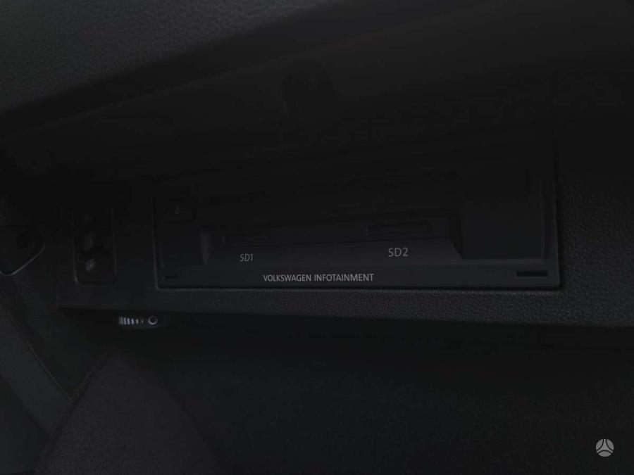 Zils Volkswagen Passat 2016 Kauņa, ar dzinēja tilpumu 1.60 L un nobraukumu 300 tūkst. km par 8500 €, foto 18 vietnē AUTOMOTO.COM.LV