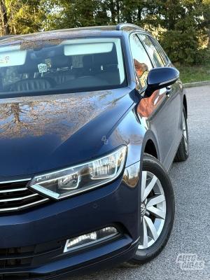 Blue Volkswagen Passat 2016 in Kaunas, with an engine capacity of 2.00 L and mileage of 266 thousand km for 6800 €, photo 17 on AUTOMOTO.COM.LV