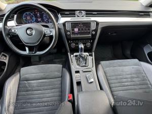 Blue Volkswagen Passat 2016 in Tallinn, with an engine capacity of 1.40 L and mileage of 129 thousand km for 15000 €, photo 8 on AUTOMOTO.COM.LV