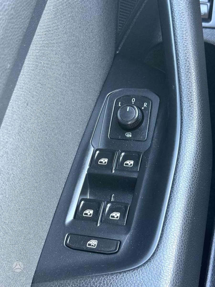 Zils Volkswagen Passat 2016 Kauņa, ar dzinēja tilpumu 1.97 L un nobraukumu 265 tūkst. km par 6800 €, foto 28 vietnē AUTOMOTO.COM.LV