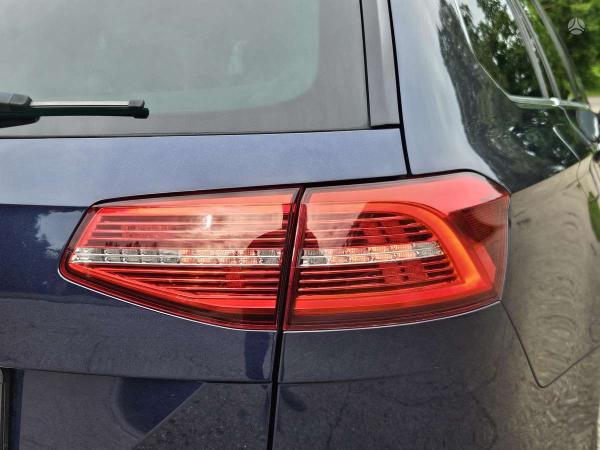 Zils Volkswagen Passat 2016 Alīta, ar dzinēja tilpumu 1.40 L un nobraukumu 205 tūkst. km par 10699 €, foto 10 vietnē AUTOMOTO.COM.LV