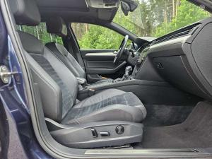 Blue Volkswagen Passat 2016 in Alytus, with an engine capacity of 1.40 L and mileage of 205 thousand km for 10699 €, photo 21 on AUTOMOTO.COM.LV