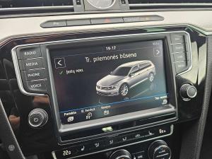 Blue Volkswagen Passat 2016 in Alytus, with an engine capacity of 1.40 L and mileage of 205 thousand km for 10699 €, photo 40 on AUTOMOTO.COM.LV