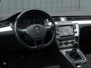 Zils Volkswagen Passat 2016 Kauņa, ar dzinēja tilpumu 1.60 L un nobraukumu 300 tūkst. km par 7999 €, foto 10 vietnē AUTOMOTO.COM.LV