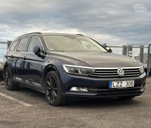 Blue Volkswagen Passat 2016 in Zarasai, with an engine capacity of 2.00 L and mileage of 281 thousand km for 8499 €, photo  on AUTOMOTO.COM.LV