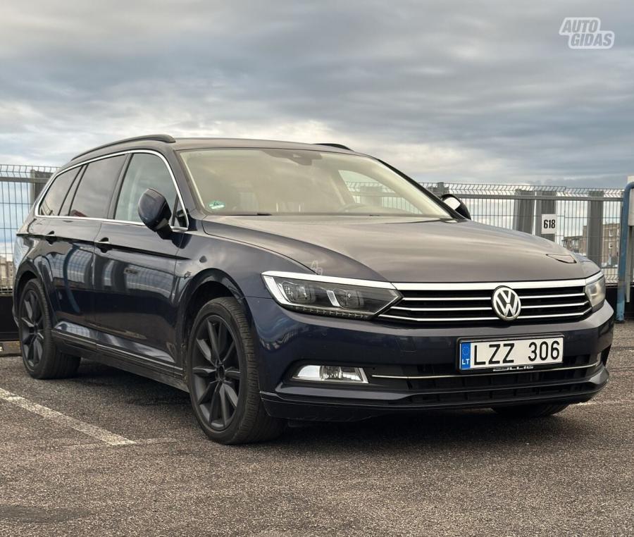 Blue Volkswagen Passat 2016 in Zarasai, with an engine capacity of 2.00 L and mileage of 281 thousand km for 8499 €, photo 1 on AUTOMOTO.COM.LV