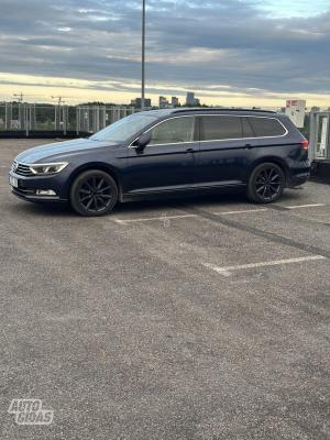 Blue Volkswagen Passat 2016 in Zarasai, with an engine capacity of 2.00 L and mileage of 281 thousand km for 8499 €, photo 5 on AUTOMOTO.COM.LV