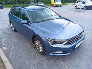 Blue Volkswagen Passat 2016 in Vilnius, with an engine capacity of 1.60 L and mileage of 283 thousand km for 6400 €, photo  on AUTOMOTO.COM.LV