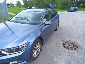 Blue Volkswagen Passat 2016 in Vilnius, with an engine capacity of 1.60 L and mileage of 283 thousand km for 6400 €, photo 9 on AUTOMOTO.COM.LV
