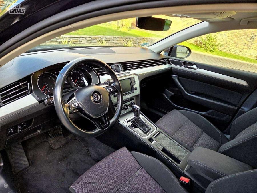 Zils Volkswagen Passat 2017 Viļņa, ar dzinēja tilpumu 2.00 L un nobraukumu 200 tūkst. km par 11400 €, foto 21 vietnē AUTOMOTO.COM.LV