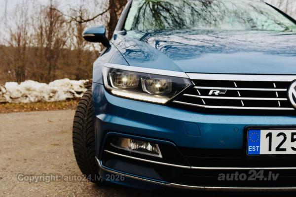 Blue Volkswagen Passat 2017 in Tallinn, with an engine capacity of 2.00 L and mileage of 245 thousand km for 13000 €, photo 3 on AUTOMOTO.COM.LV