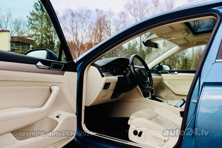 Blue Volkswagen Passat 2017 in Tallinn, with an engine capacity of 2.00 L and mileage of 245 thousand km for 13000 €, photo 5 on AUTOMOTO.COM.LV