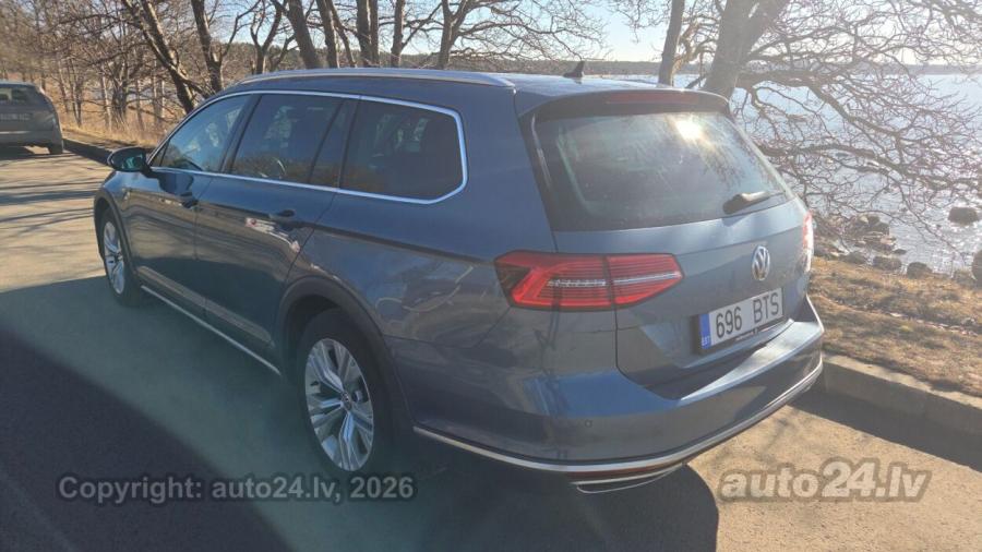 Zils Volkswagen Passat 2017 Tallina, ar dzinēja tilpumu 2.00 L un nobraukumu 170 tūkst. km par 18000 €, foto 8 vietnē AUTOMOTO.COM.LV