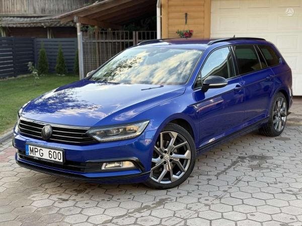 Blue Volkswagen Passat 2017 in Vilnius, with an engine capacity of 1.97 L and mileage of 460 thousand km for 9350 €, photo 4 on AUTOMOTO.COM.LV