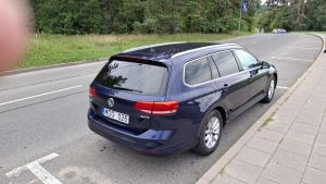 Blue Volkswagen Passat 2017 in Vilnius, with an engine capacity of 1.97 L and mileage of 312 thousand km for 9300 €, photo 5 on AUTOMOTO.COM.LV