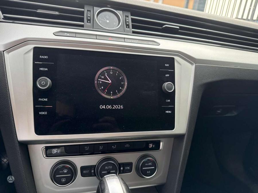 Zils Volkswagen Passat 2017 Utena, ar dzinēja tilpumu 1.60 L un nobraukumu 309 tūkst. km par 6700 €, foto 11 vietnē AUTOMOTO.COM.LV