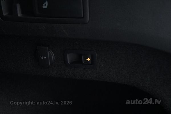 Zils Volkswagen Passat 2018 Tallina, ar dzinēja tilpumu 2.00 L un nobraukumu 230 tūkst. km par 16990 €, foto 11 vietnē AUTOMOTO.COM.LV