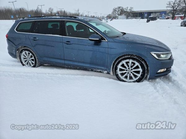 Blue Volkswagen Passat 2018 in Rakvere, with an engine capacity of 1.40 L and mileage of 213 thousand km for 10990 €, photo 11 on AUTOMOTO.COM.LV