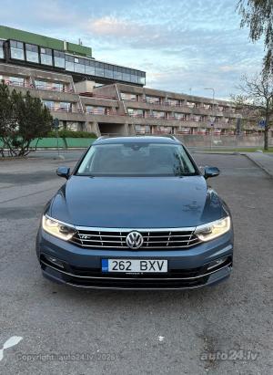 Blue Volkswagen Passat 2018 in Tallinn, with an engine capacity of 1.80 L and mileage of 173 thousand km for 14600 €, photo 3 on AUTOMOTO.COM.LV