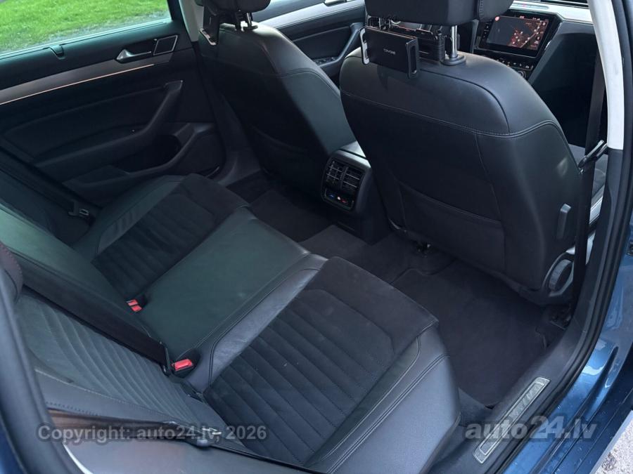 Blue Volkswagen Passat 2018 in Tallinn, with an engine capacity of 1.80 L and mileage of 173 thousand km for 14600 €, photo 12 on AUTOMOTO.COM.LV
